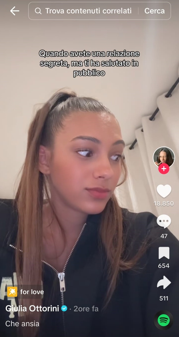 Fedez con Giulia Ottorini al Coachella: il gossip impazza