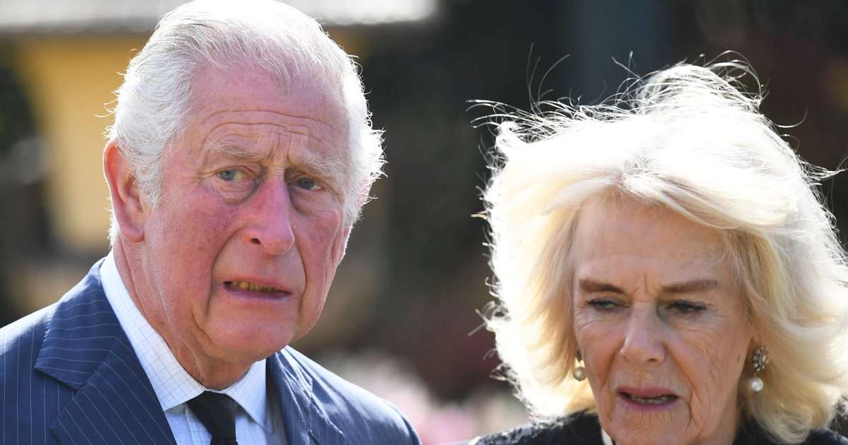Re Carlo e Camilla, triste anniversario di nozze per la coppia